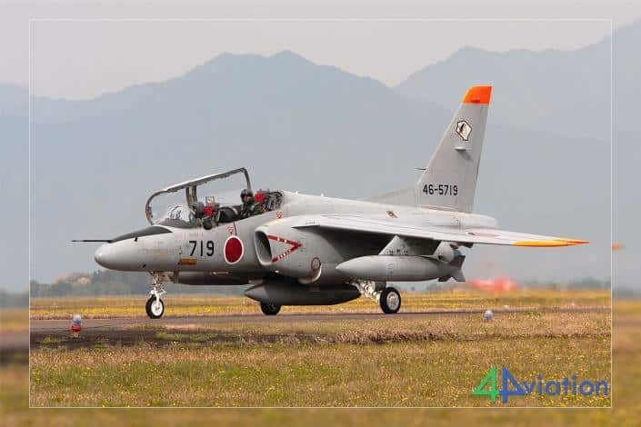 Kawasaki T-4 - 4Aviation